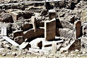 The 10 Oldest Man-Made Structures On Earth (Still Worth Visiting) - Add ...