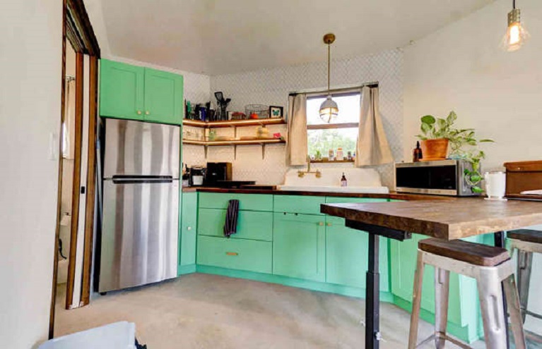 18 © Tim Davidson and Sam Cosner - Add to Bucketlist , Vacation Deals